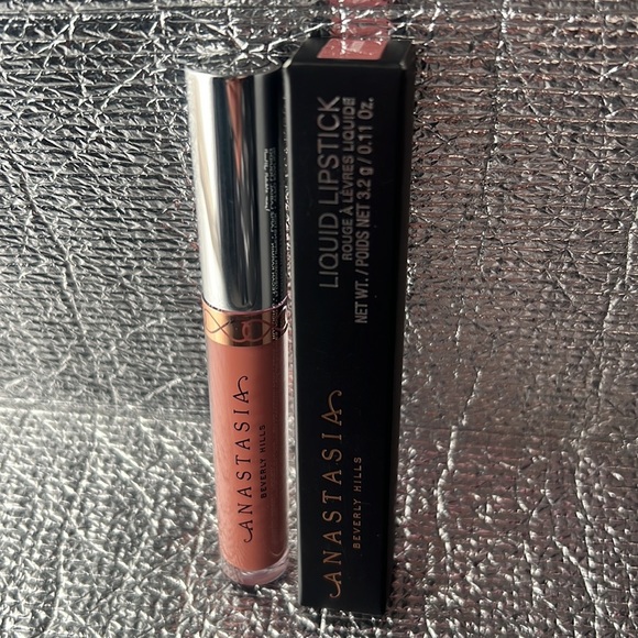 Anastasia Beverly Hills | Makeup | Anastasia Bevely Hills Liquid ...